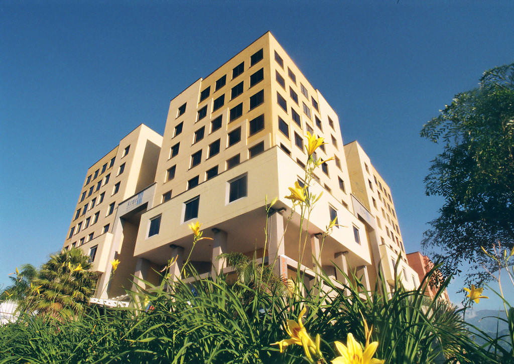 Armenia Hotel, hotel urbano en la mejor zona de la ciudad de Armenia, Q.
